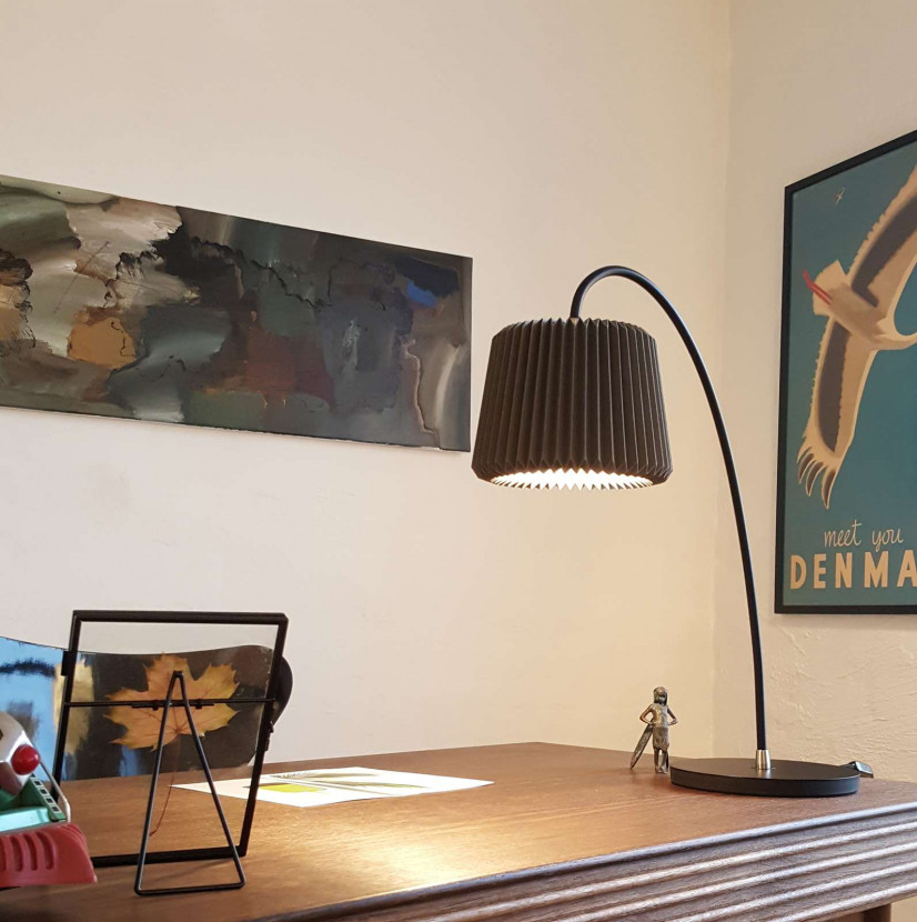 Le Klint Snowdrop 320 Table Lamp