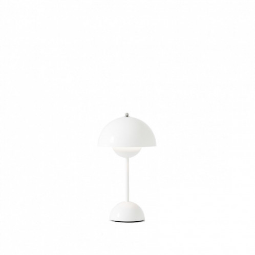 &Tradition Flowerpot VP9 LED Portable Table Lamp